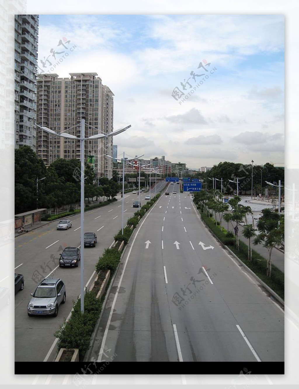 整洁公路图片素材-编号12668160-图行天下