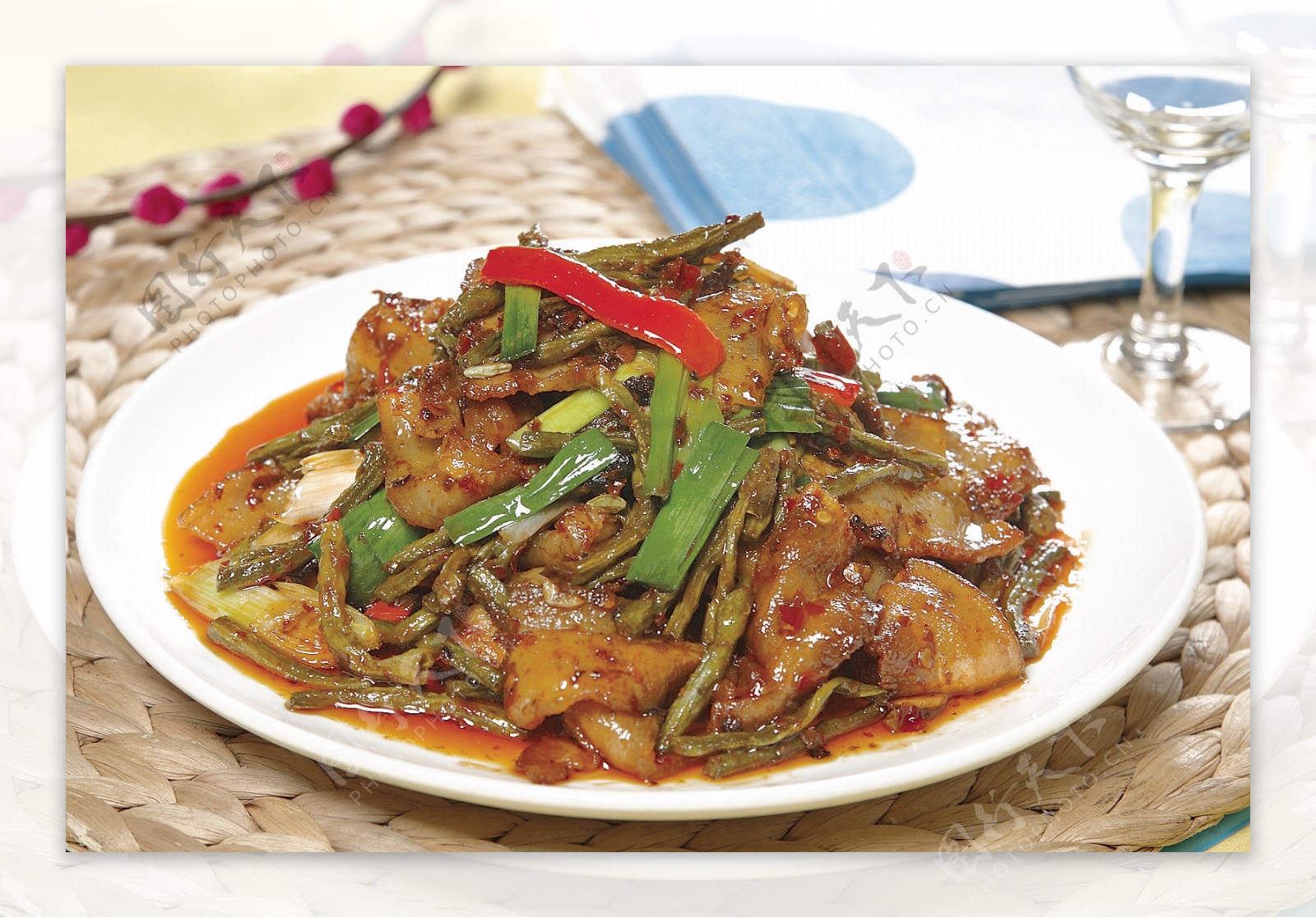 干豆角回锅肉图片素材-编号15313950-图行天下